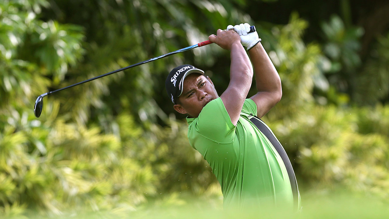 Nirat grabs clubhouse lead as weather stops Singapore Open again