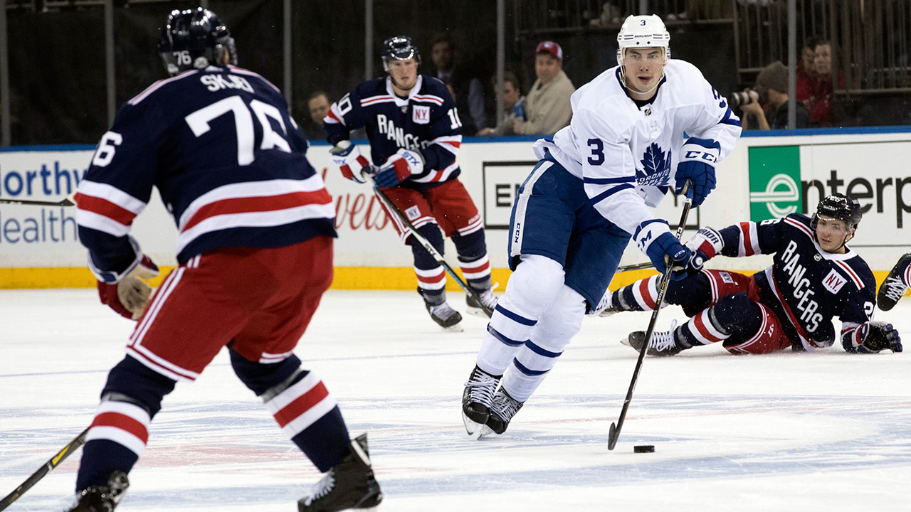 Justin Holl’s historic goal ignites frenzied Maple Leafs offence