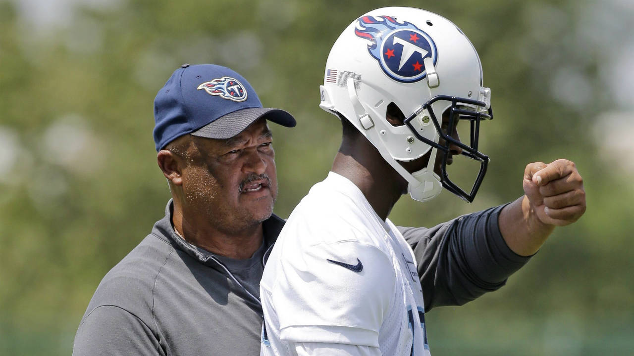 Terry Robiskie hired to take over as Bills receivers coach