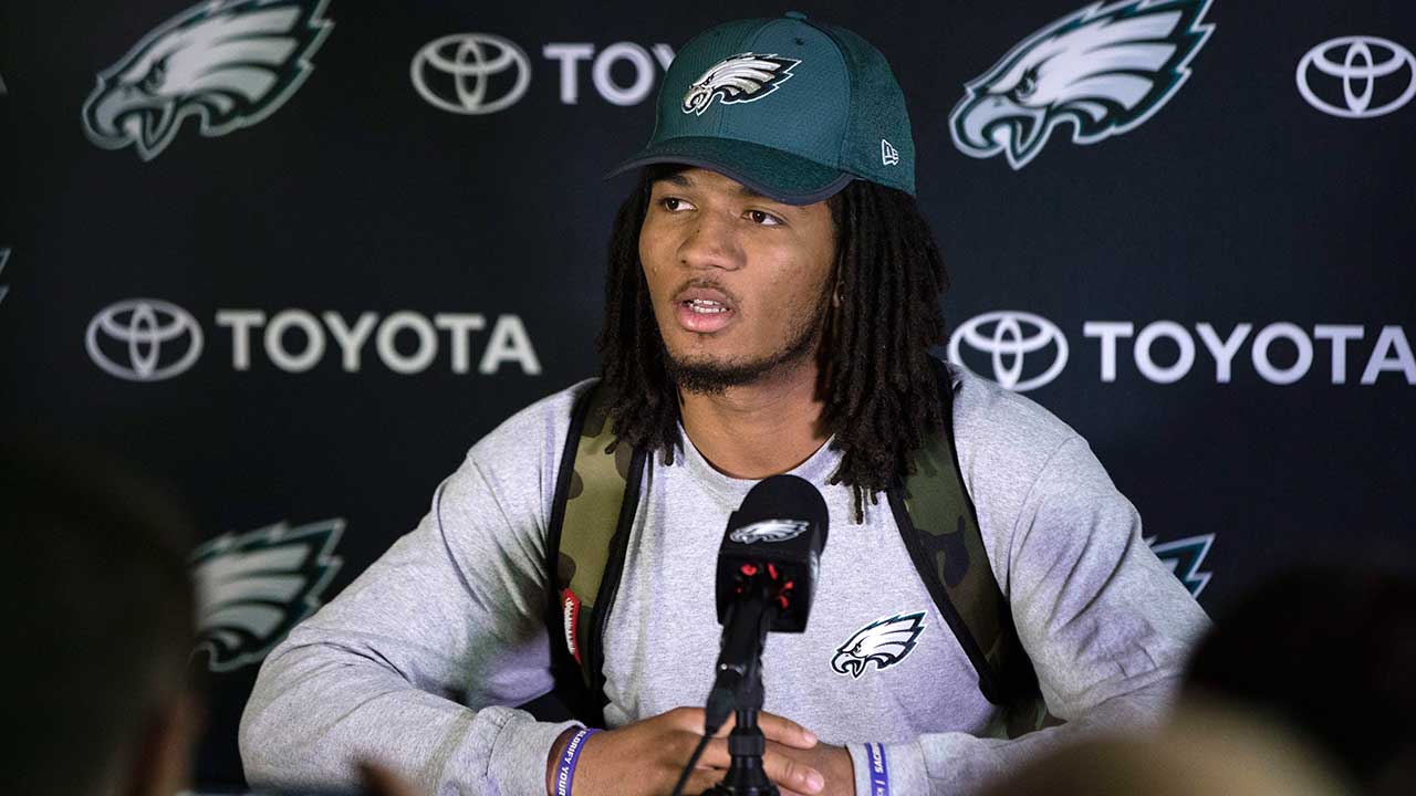 Fans return Eagles CB Sidney Jones’ lost cellphone