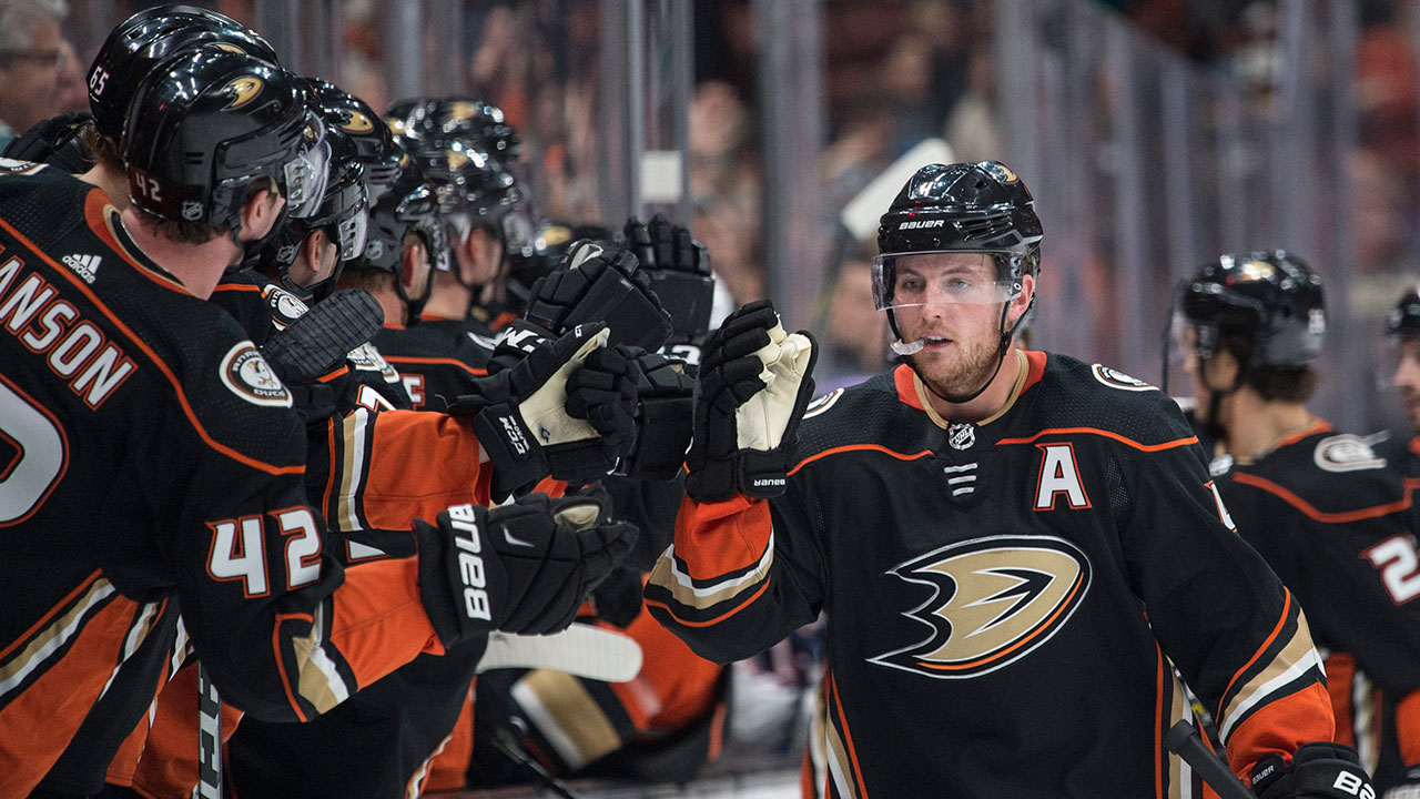 Rickard Rakell stars as Ducks beat Blue Jackets