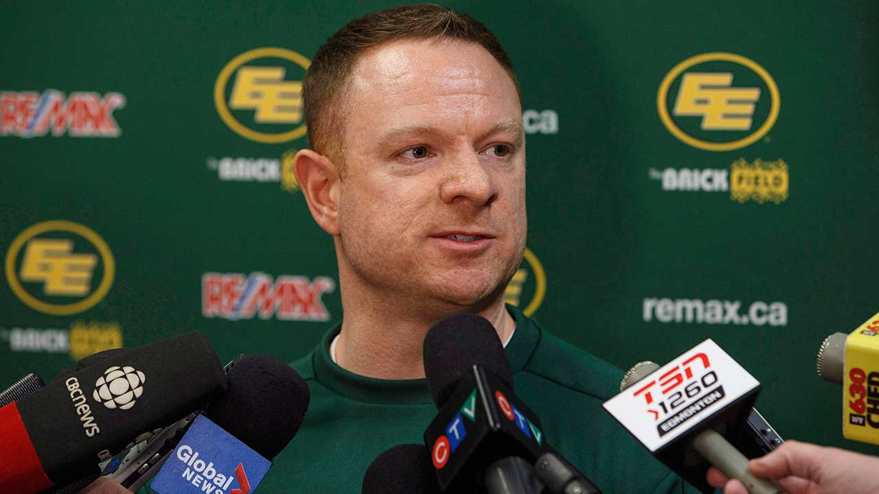 Veteran offensive lineman Simeon Rottier re-signs with Eskimos