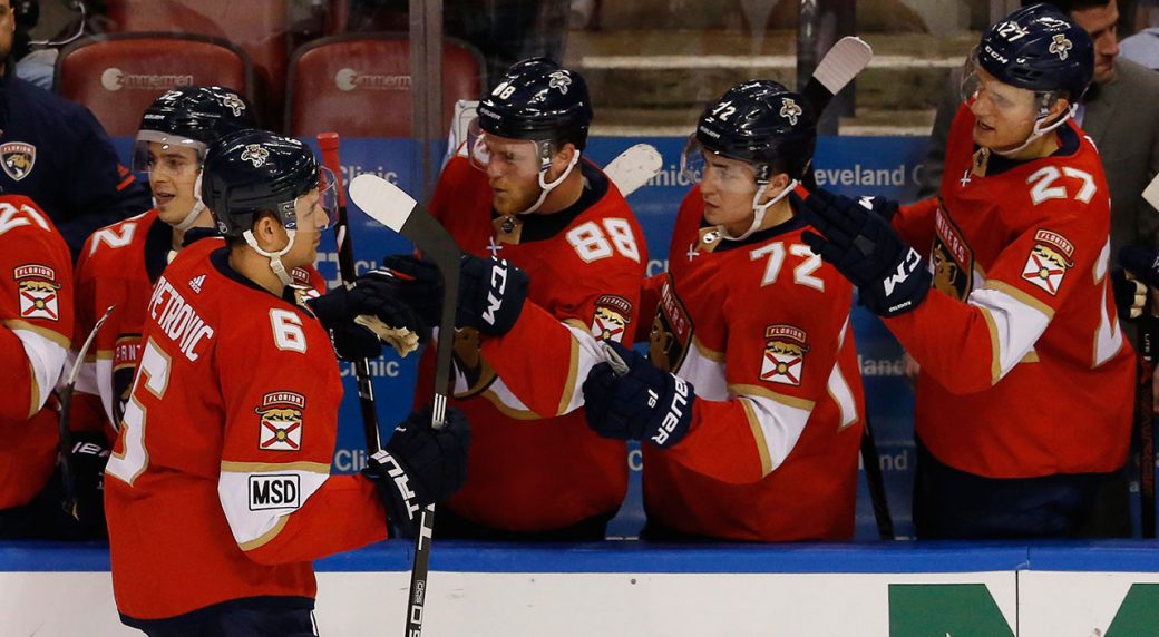 Panthers re-sign Alex Petrovic to 1-year deal - Sportsnet.ca