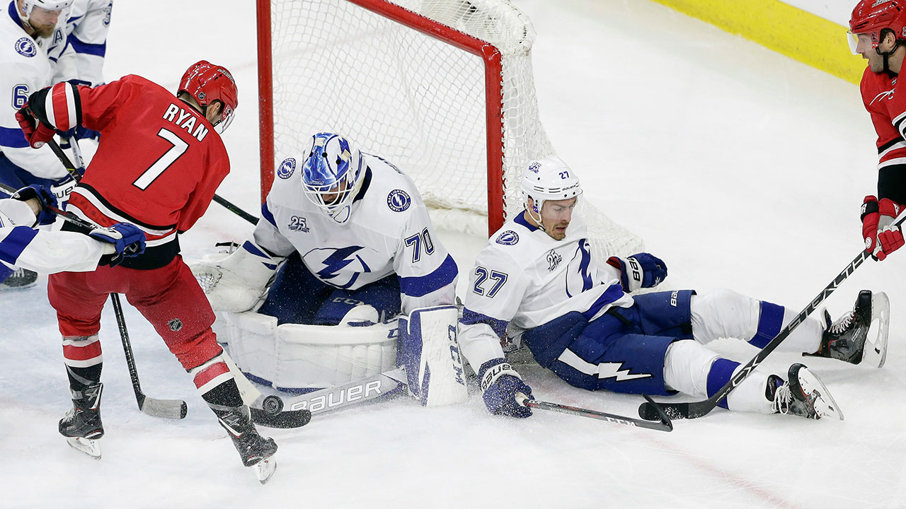 Elias Lindholm scores in OT, Carolina beats Tampa Bay