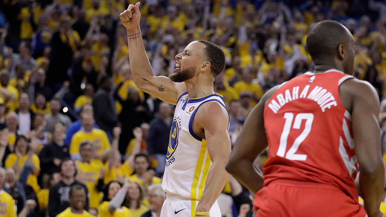 Curry’s 2nd-half eruption leads Warriors to Game 3 rout of Rockets