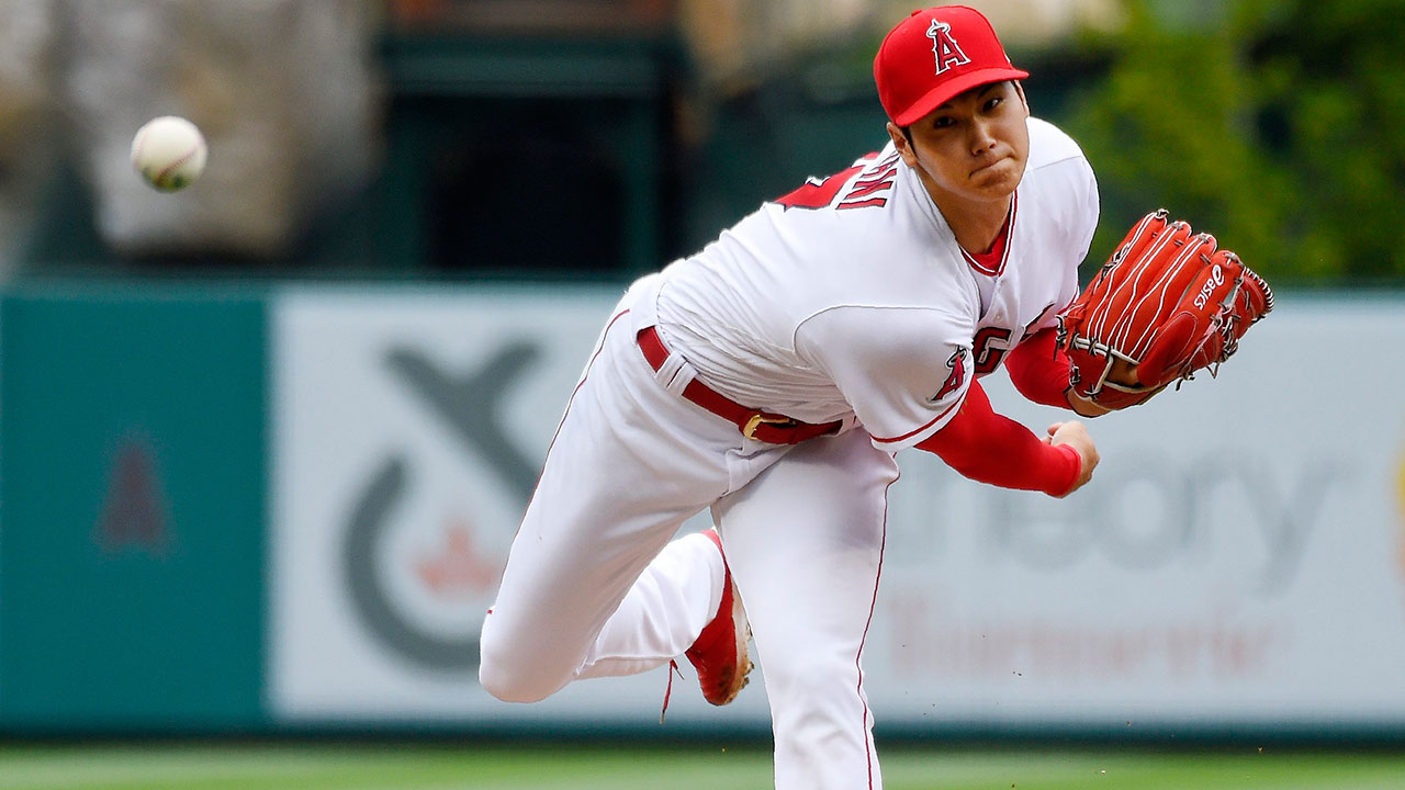 Ohtani walks 8 batters in Angels intrasquad game