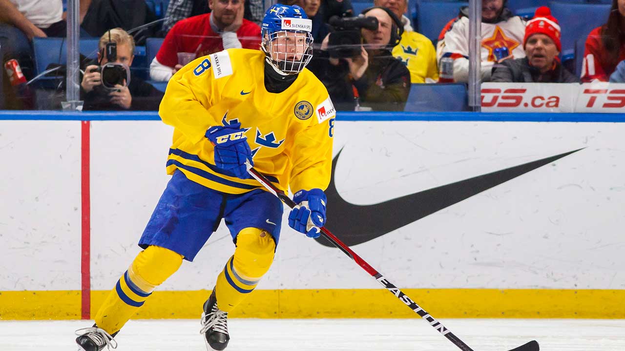 Rasmus Dahlin draws a big crowd at NHL combine in Buffalo