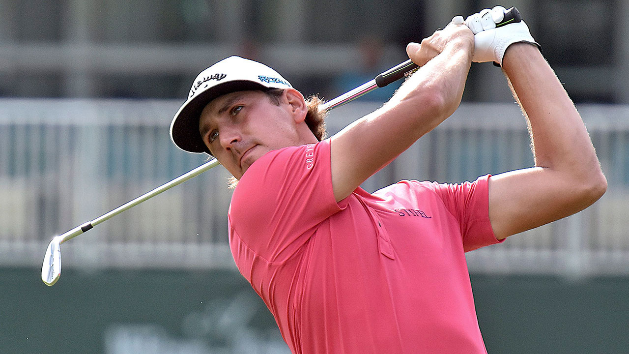 Kelly Kraft takes 1-stroke lead over Simpson at Greenbrier