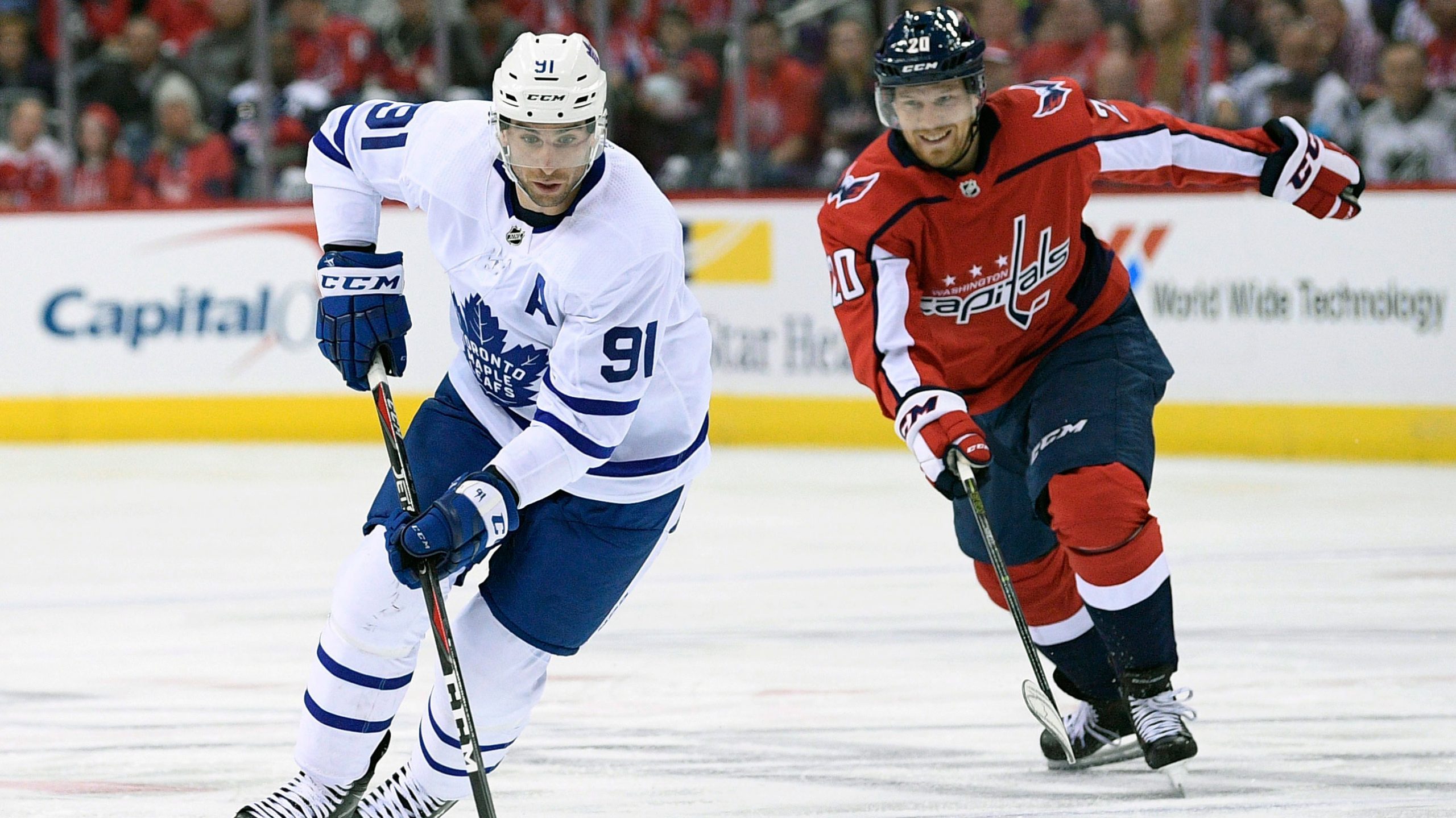 Lars Eller Hit Tavares