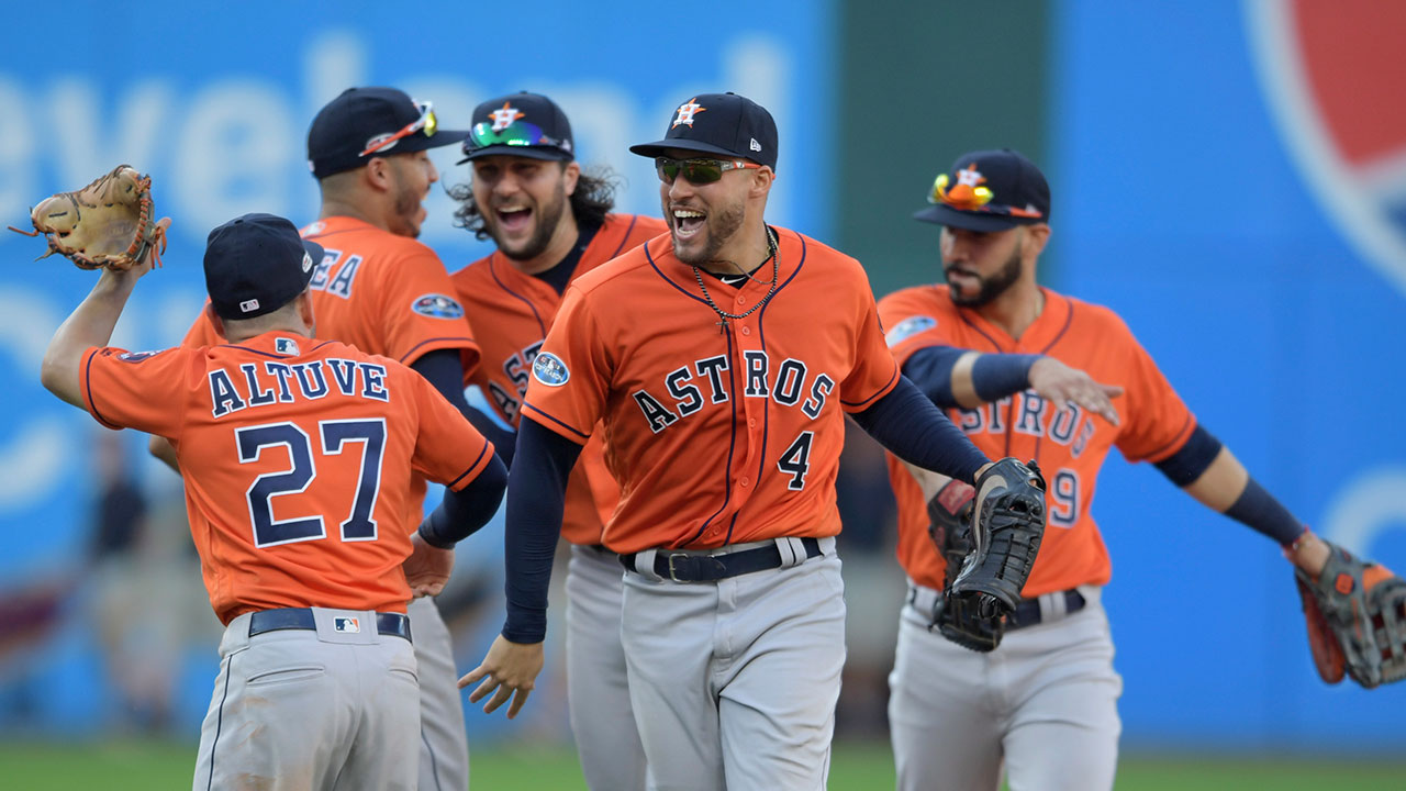 Astros’ versatility and luck make them tough out in October