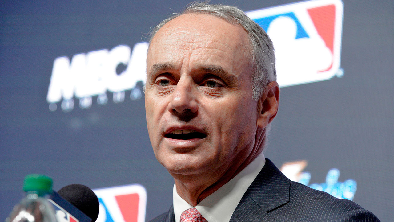 MLB adds 20-second pitch clock to spring training games