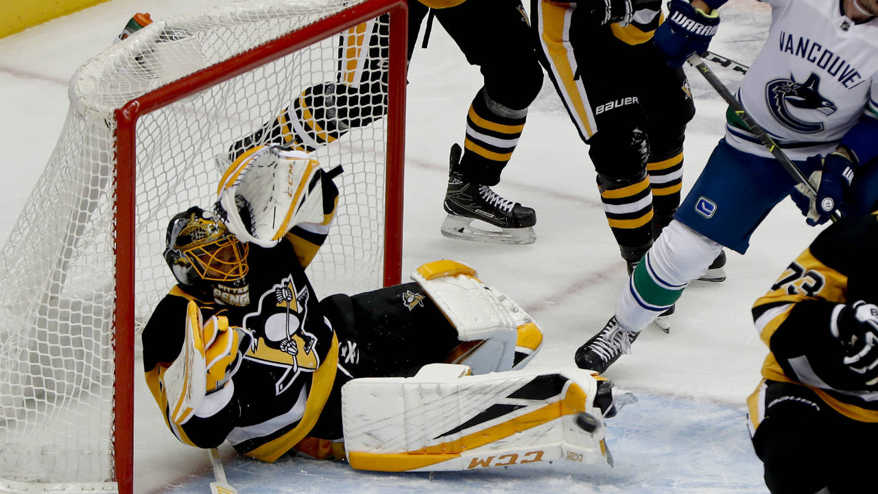 Boeser’s OT winner lifts Canucks by Penguins