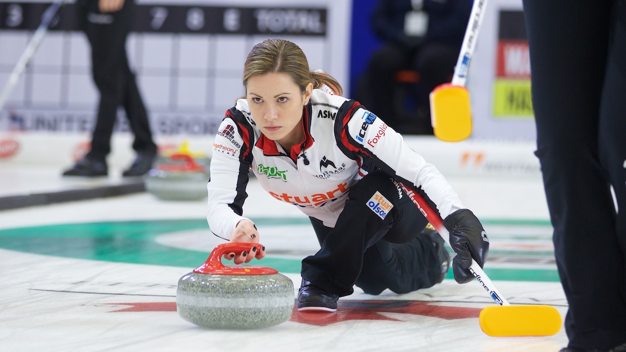 Walker and Muyres reach quarterfinals at mixed doubles championship
