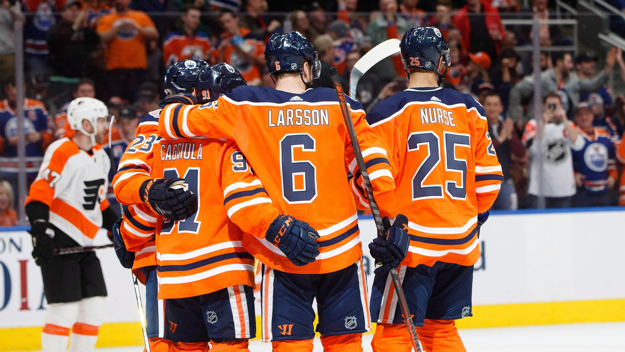 McDavid, Draisaitl net three points each to lead Oilers over Flyers