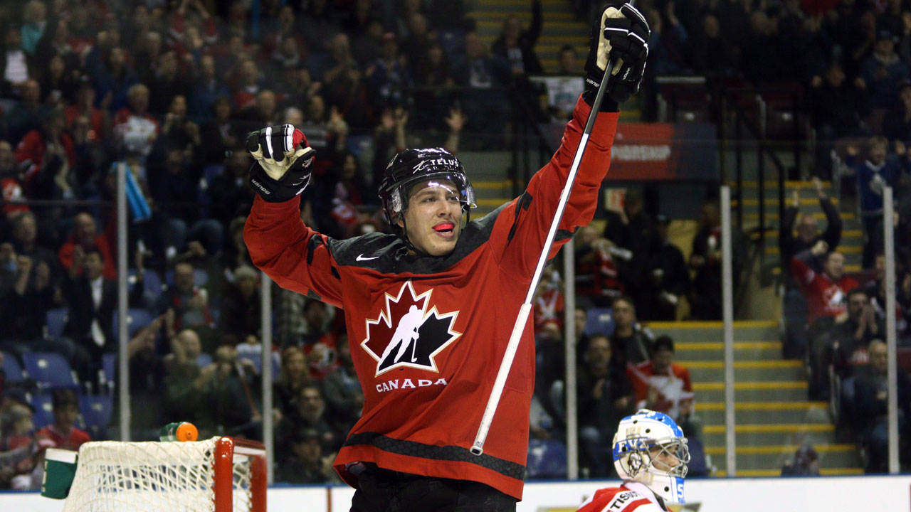 Comtois comes through for Canada in jittery world juniors tune-up