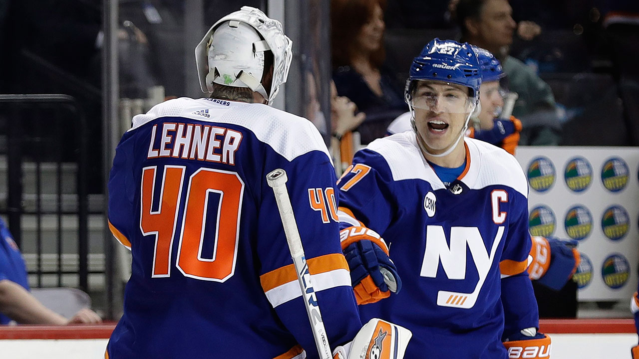 Barzal, Lee score in 3rd period to lead Islanders past Oilers