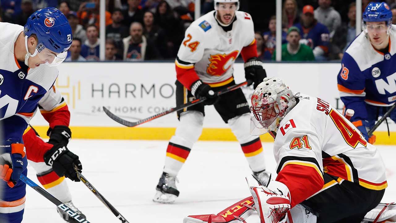 Backlund, Andersson score in third to help Flames beat Islanders