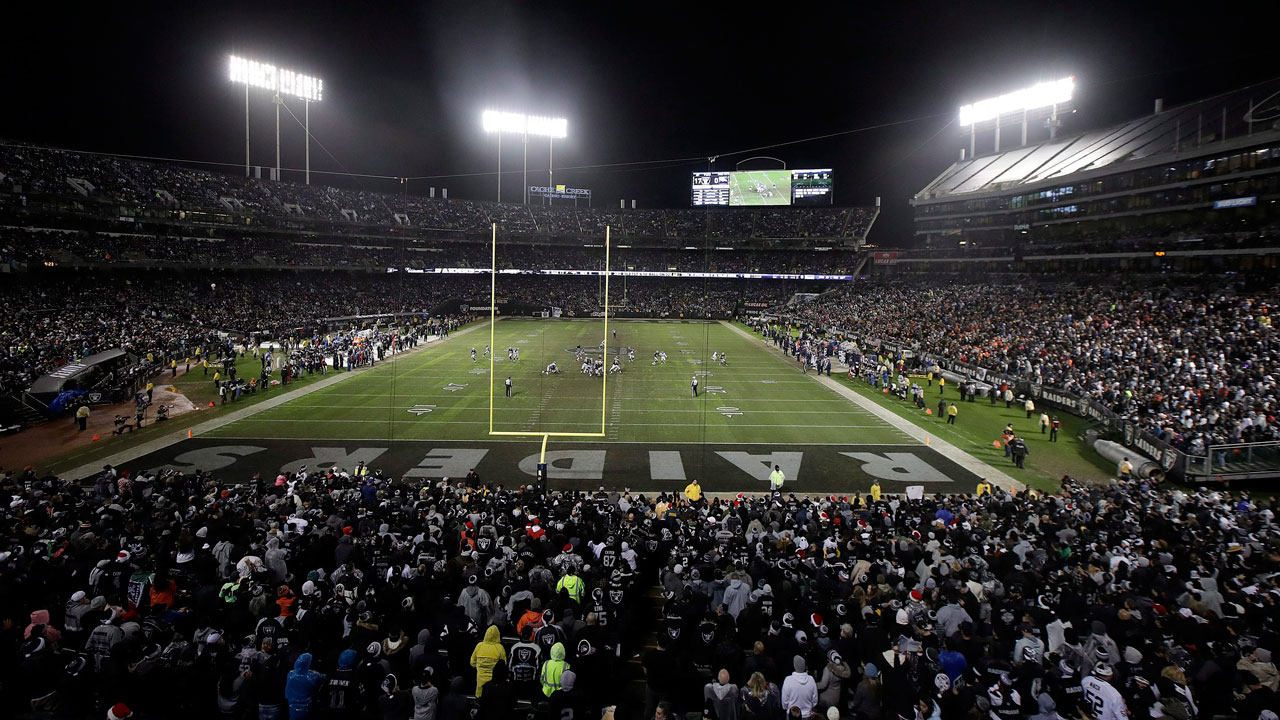 Board approves Raiders lease to remain in Oakland in 2019