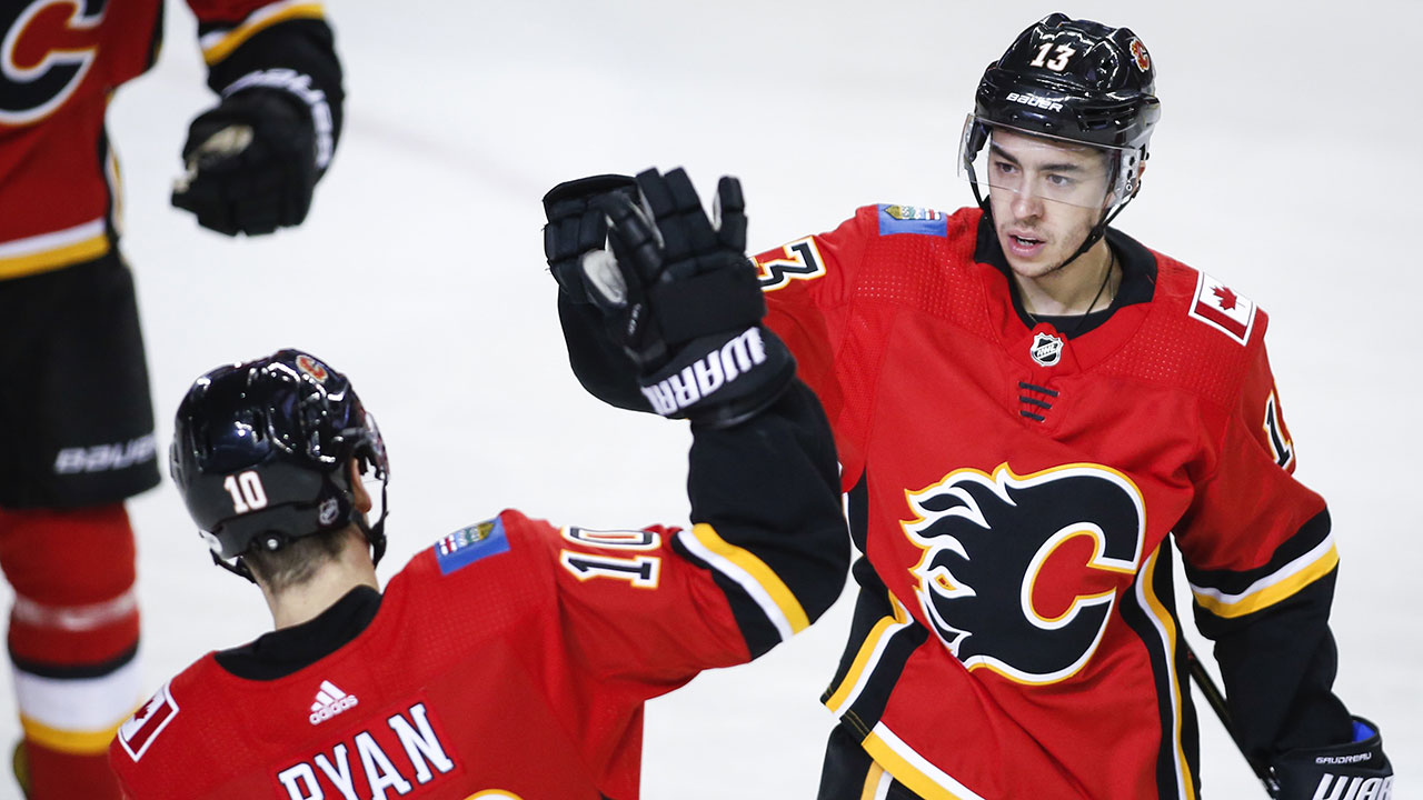 Flames strengthen hold atop division with win over Blue Jackets