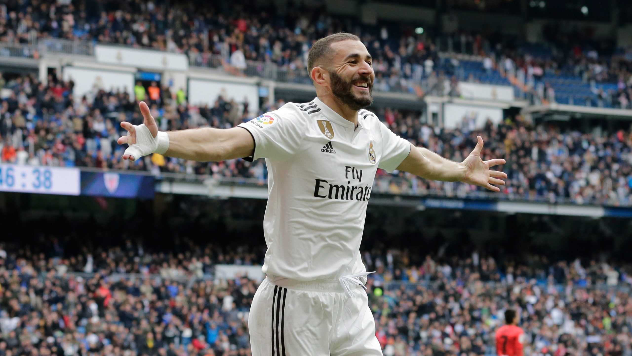 Benzema hits hat trick for Real Madrid in win over Bilbao