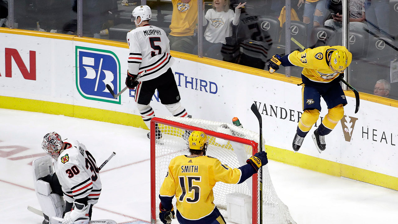 Predators rally again, clinch Central Division beating Blackhawks