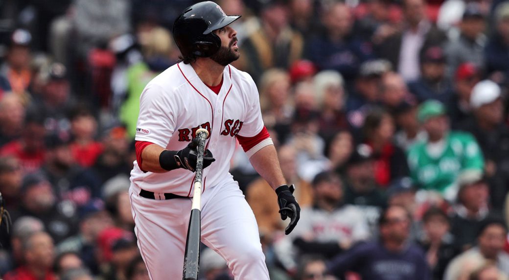 Mitch Moreland finalizes $2.5M deal with Oakland Athletic