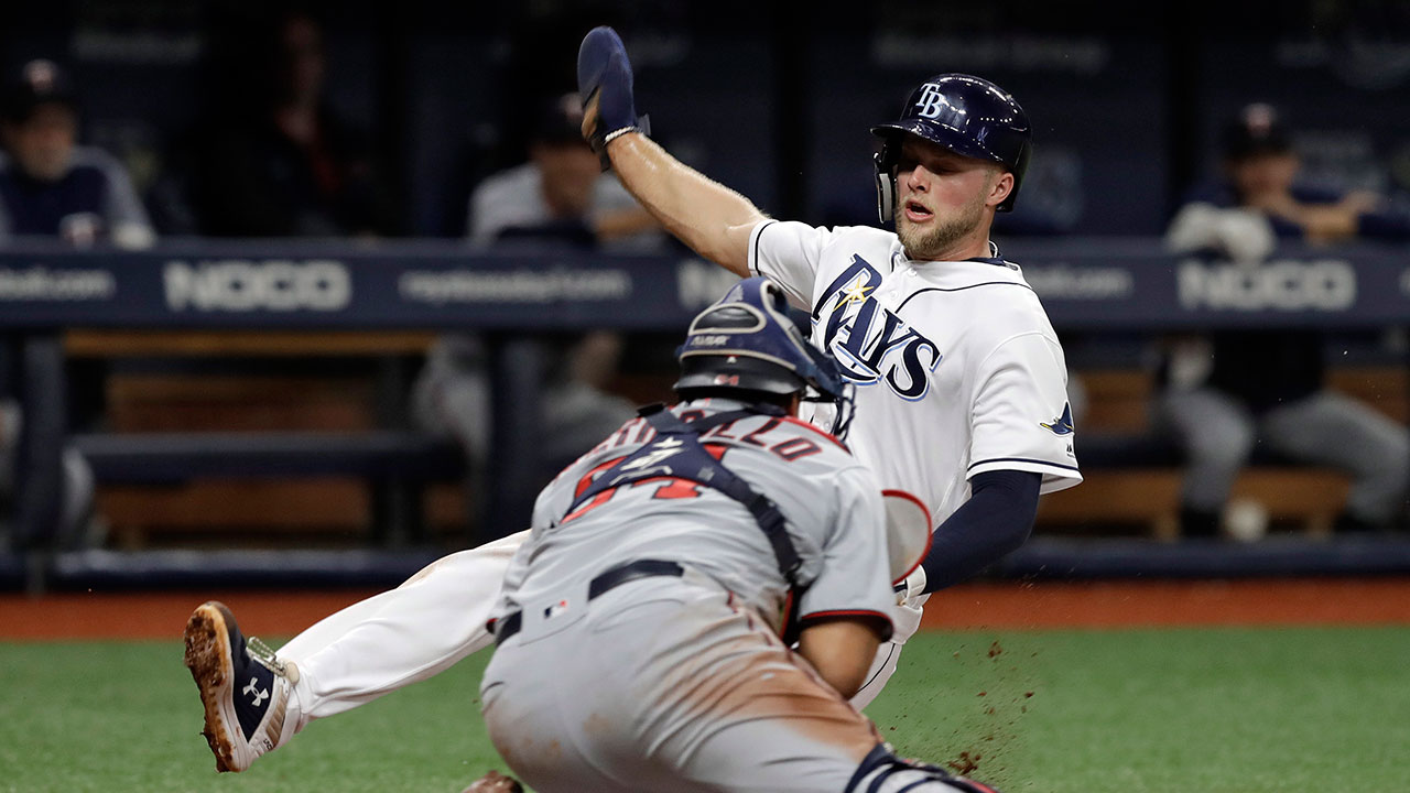 Twins rally to beat Rays in matchup of hot teams