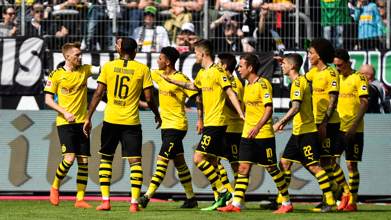 Borussia Dortmund shows its ambition with 3 new signings