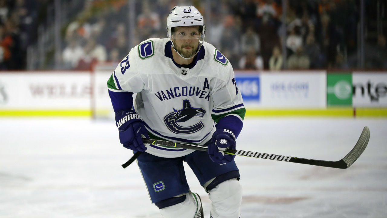 Canucks’ Alex Edler to miss minimum two weeks with upper-body injury