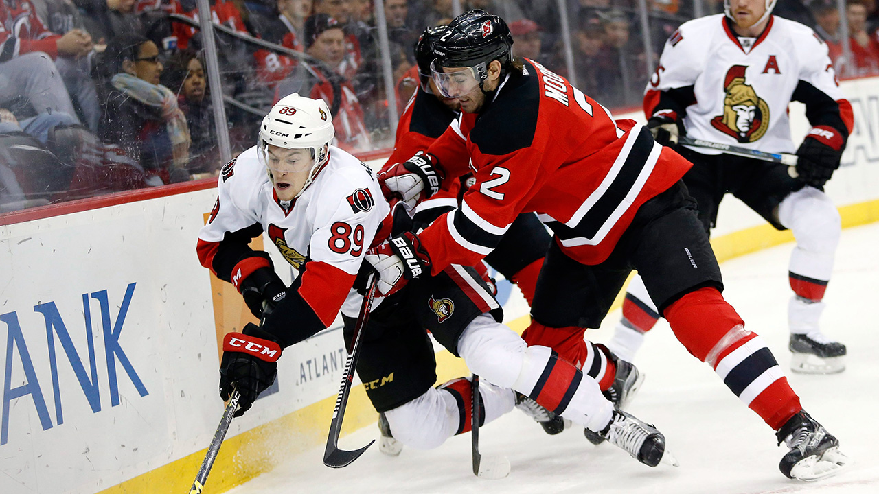 Hurricanes sign free agent forward Max McCormick to one-year deal