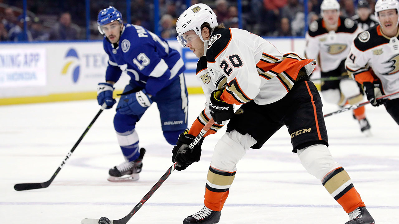 Maple Leafs sign forward Pontus Aberg to one-year deal