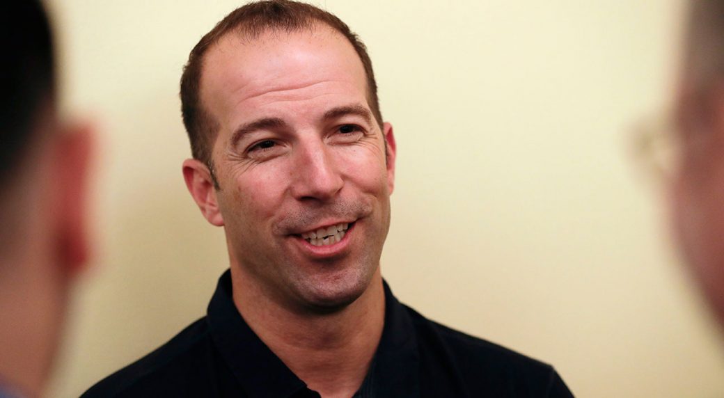 AP source: Angels pick up GM Eppler's option for next season - Sportsnet.ca