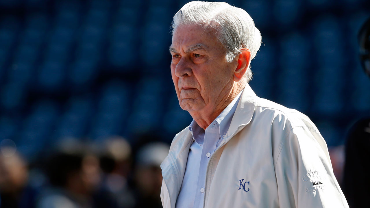 AP Sources: Royals ownership open to potential sale of club