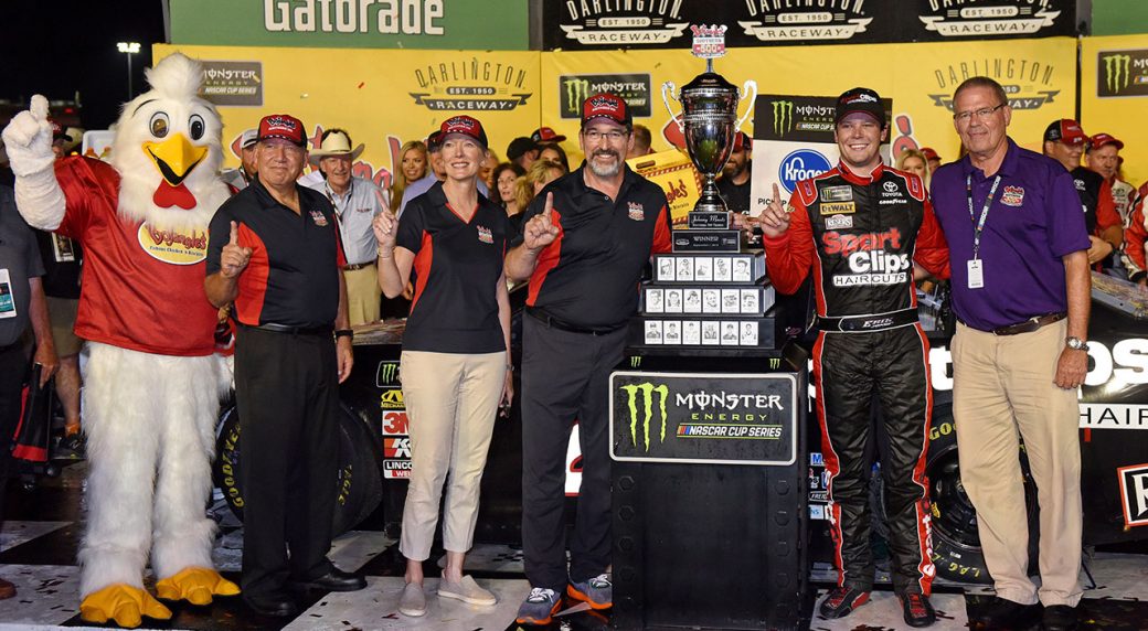 Erik Jones holds off Busch to win rain-delayed Southern 500 - Sportsnet.ca