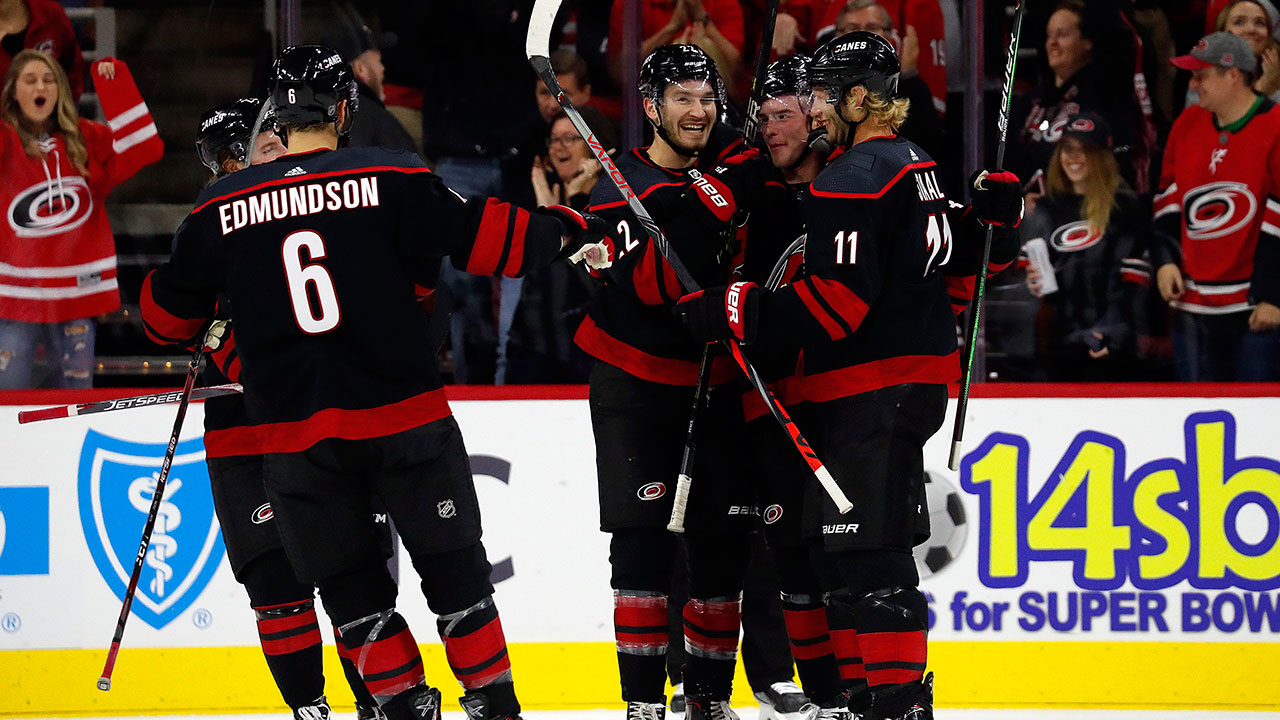 Hurricanes beat Islanders, open season with five wins for first time
