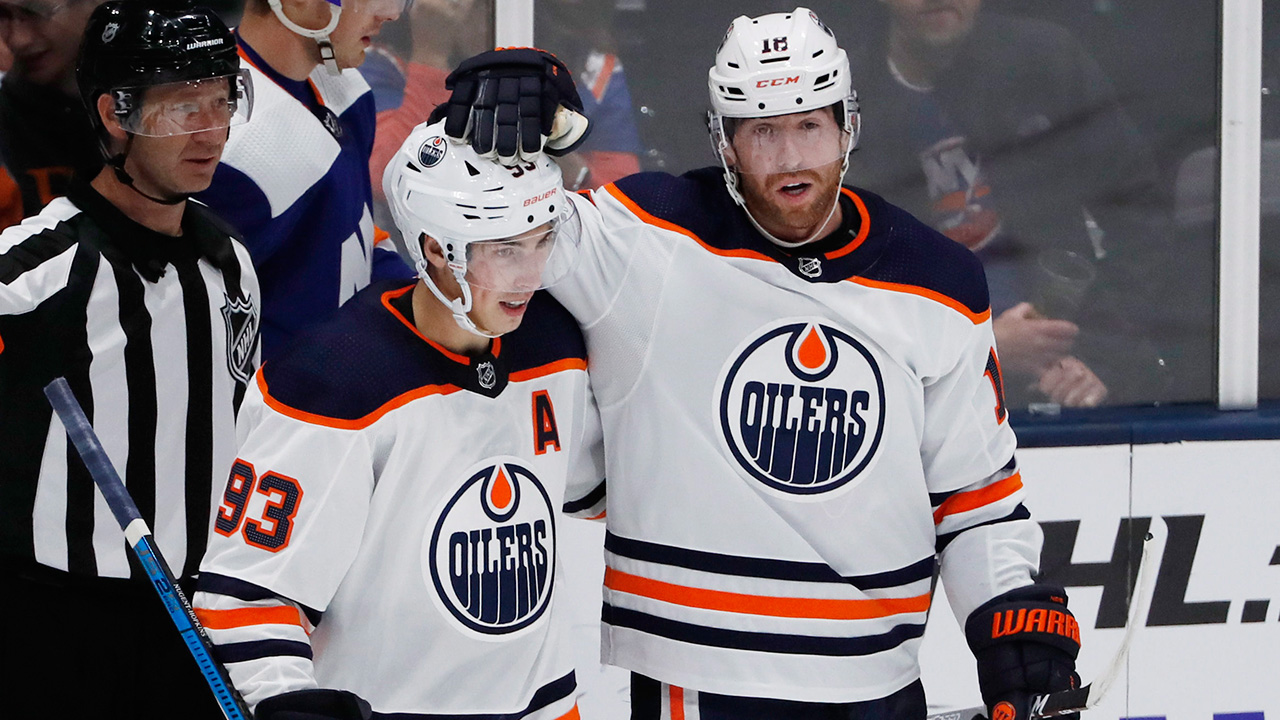 James Neal scores four goals to lead Oilers past Islanders