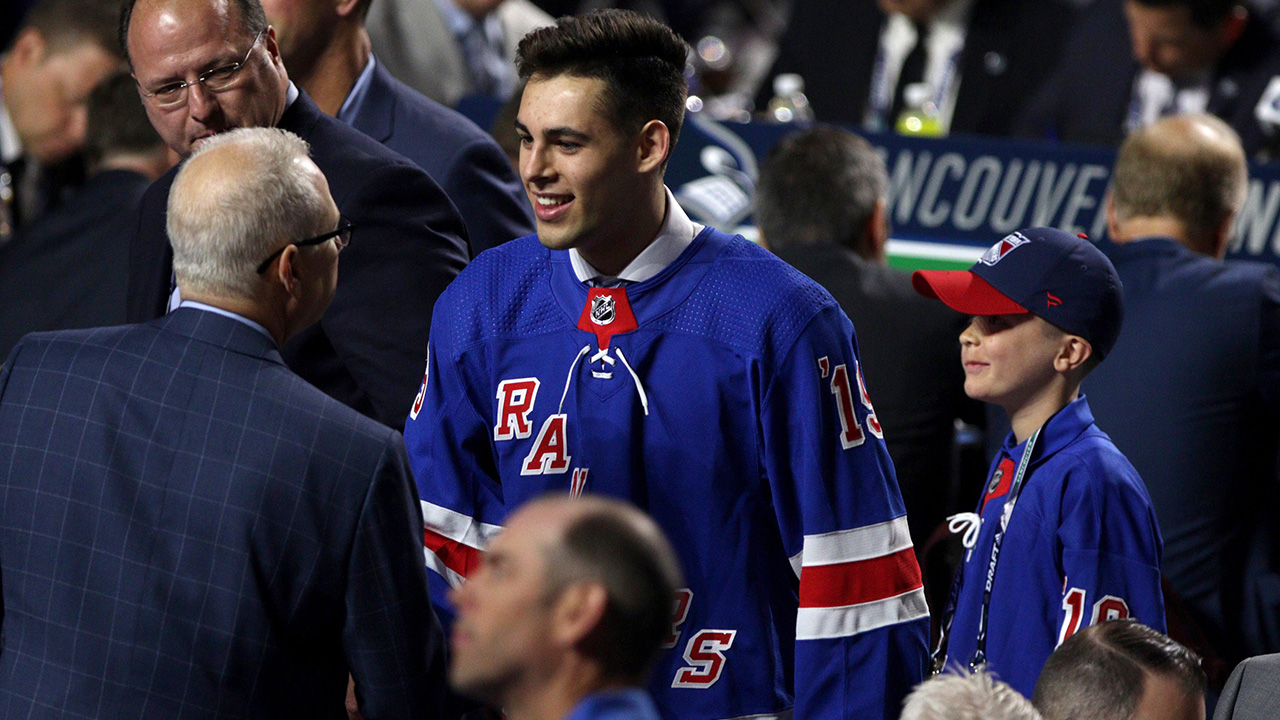 Rangers agree to entry-level deal with defenceman Matthew Robertson