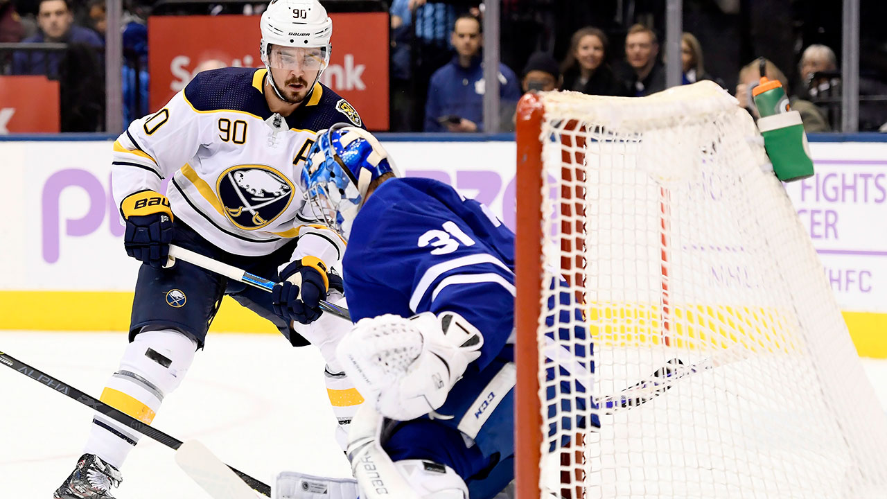 Andersen’s heroics underscore first home win with Leafs for Keefe