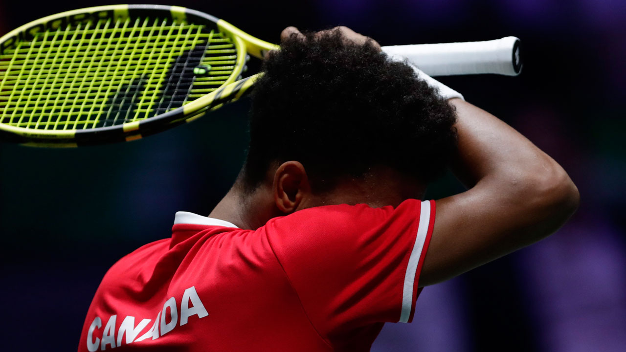 Auger-Aliassime drops Canada’s first Davis Cup final match to Spain