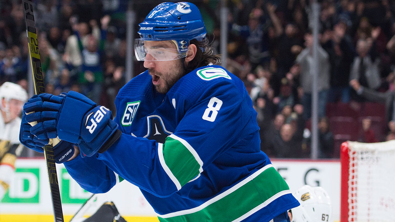 Flames, Chris Tanev agree to four-year, $18M contract - Sportsnet.ca