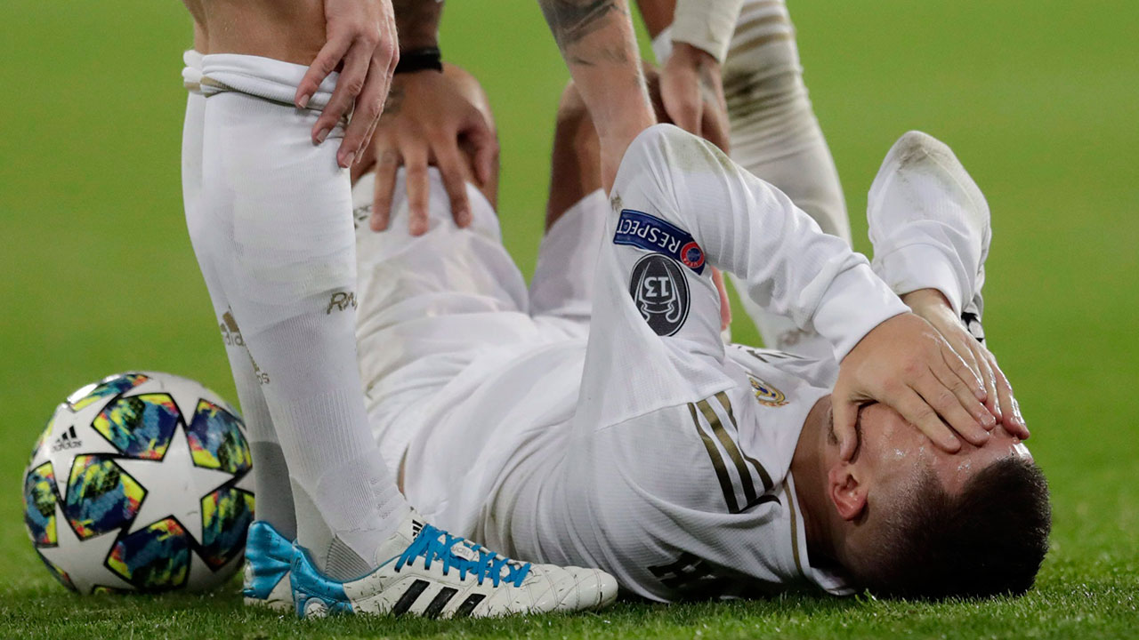 Madrid midfielder Hazard has muscle tear, could miss clasico