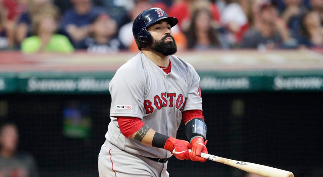 Indians acquire veteran catcher Sandy Leon from Red Sox - Sportsnet.ca