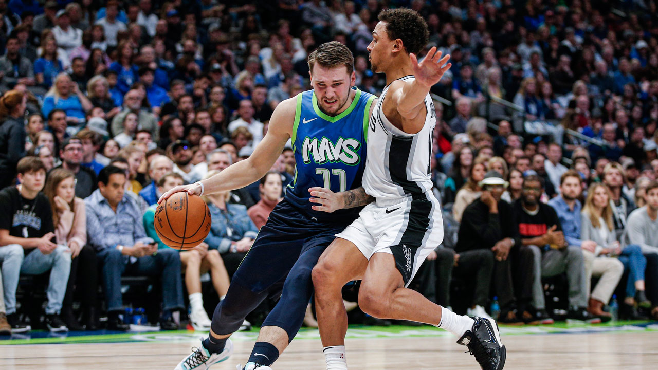 Luka Doncic leads Mavericks past Spurs in return from injury
