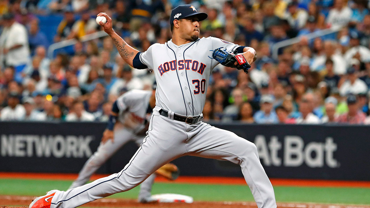 Diamondbacks finalize $3M, one-year deal with Rondon