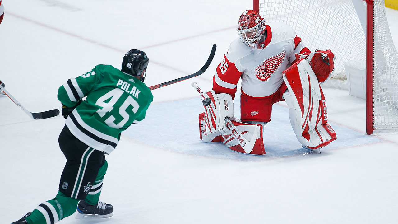 Stars beat Red Wings to pick up fourth straight come-from-behind win
