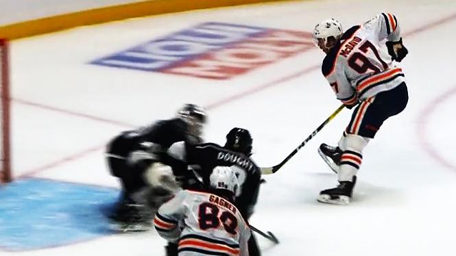 McDavid pulls off nasty deke to score in return to action