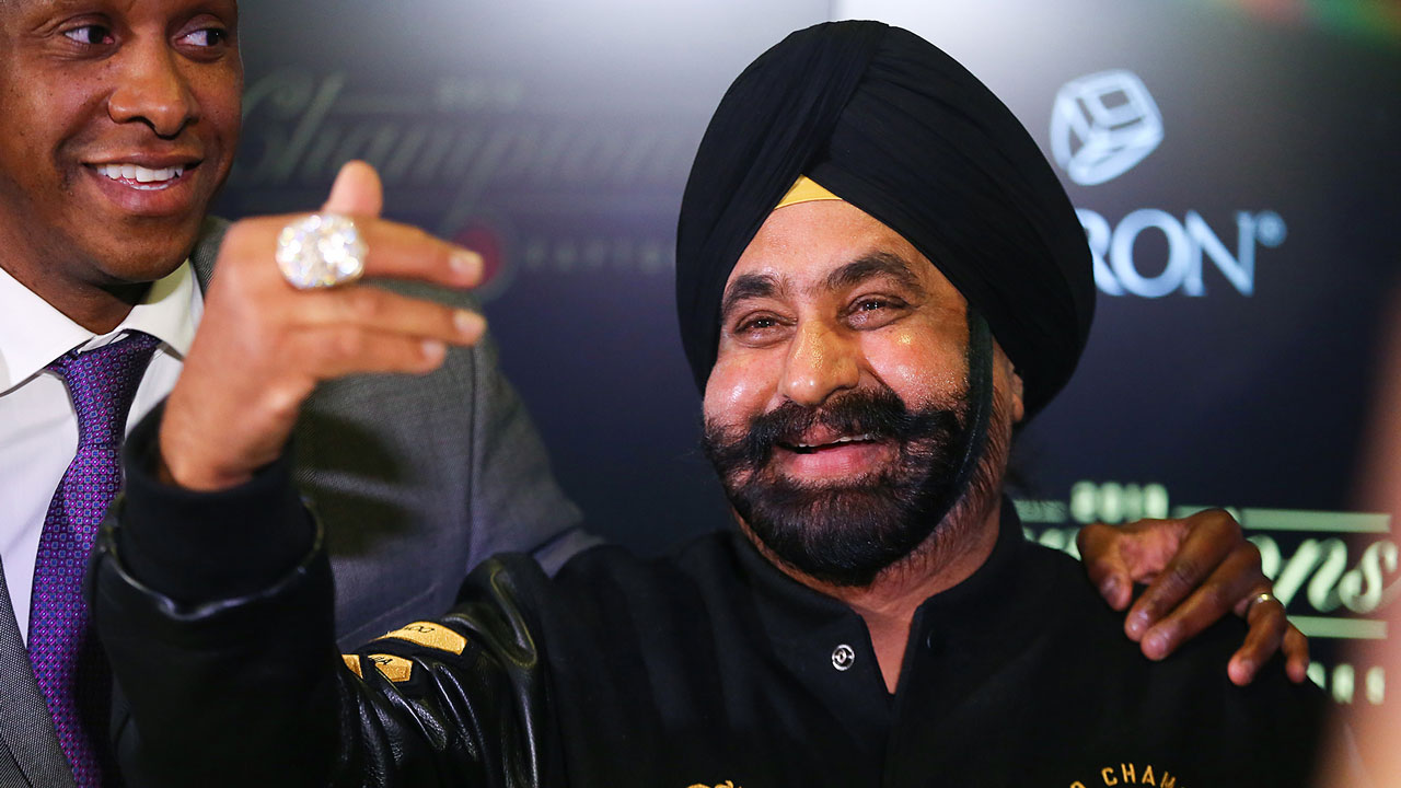 Raptors superfan Nav Bhatia honoured by Basketball Hall of Fame