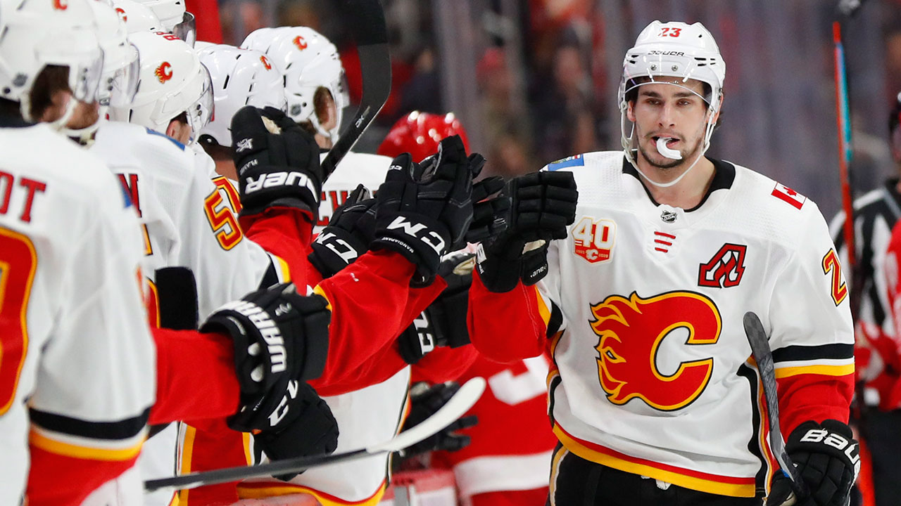 Flames start road trip with important win over Red Wings