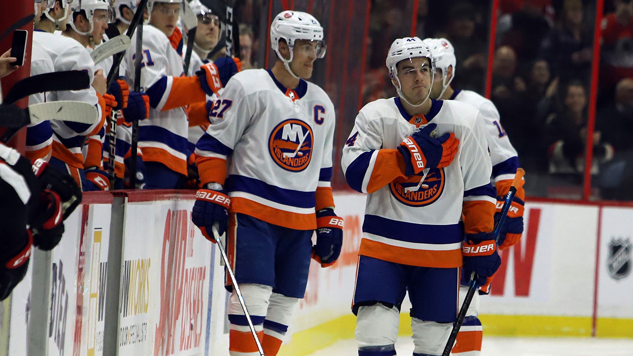 Senators spoil Pageau’s homecoming as Ottawa pays homage to former star