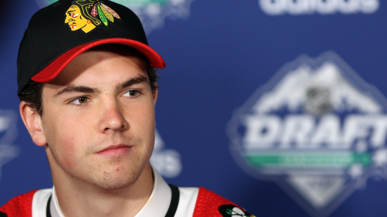 Blackhawks, prospect Michal Teply agree to three-year contract